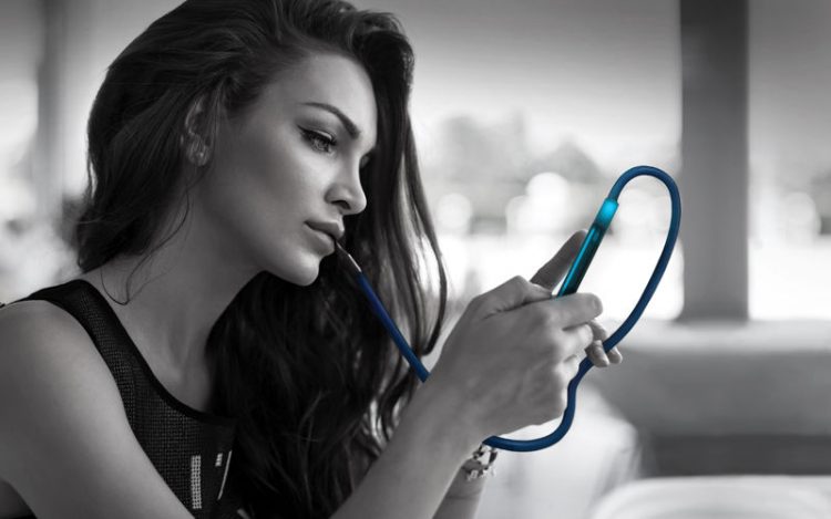 Supersmoker Bluetooth E-Cigarette Lets You Take Phone Calls, Listen to ...